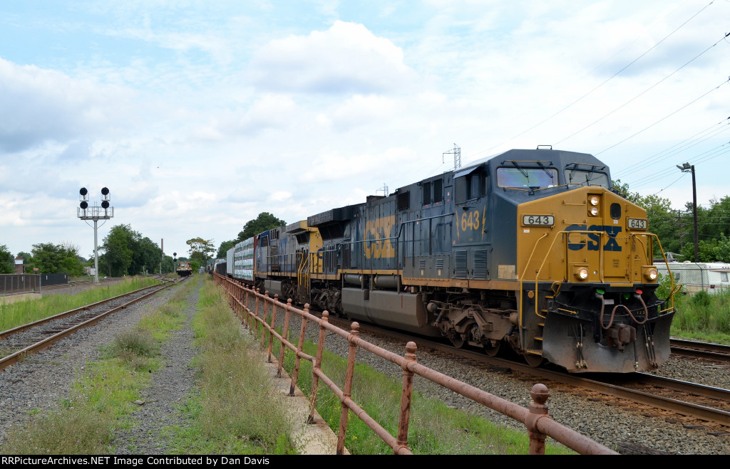CSX AC60CW 643 leads Q439-31